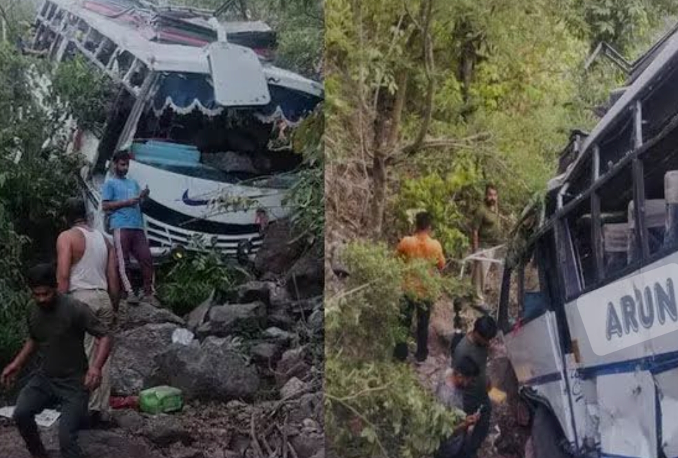 9 killed in terrorist attack on bus in Jammu Riasi:- *Tricity times ...